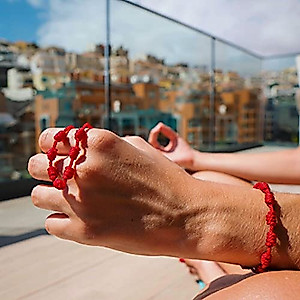 PHITECUS 4 Pieces of 7 knots Red bracelets for Protection, Evil Eye and Good Luck. String/Amulet for the Success. Talisman for Women and Men. Adjustable. Gift for Friendship and Family.