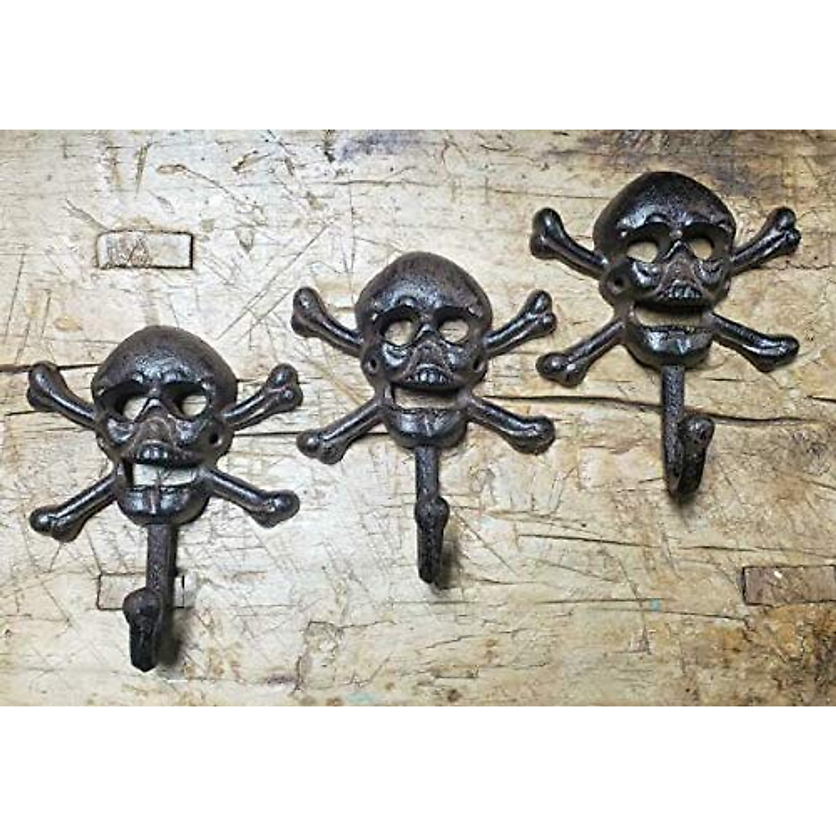 MIABE - Cast Iron Supplies for Skull and Crossbones Towel Hanger Coat Hat Hooks Hook Pirate Jolly Roger for Home Decor,Brown