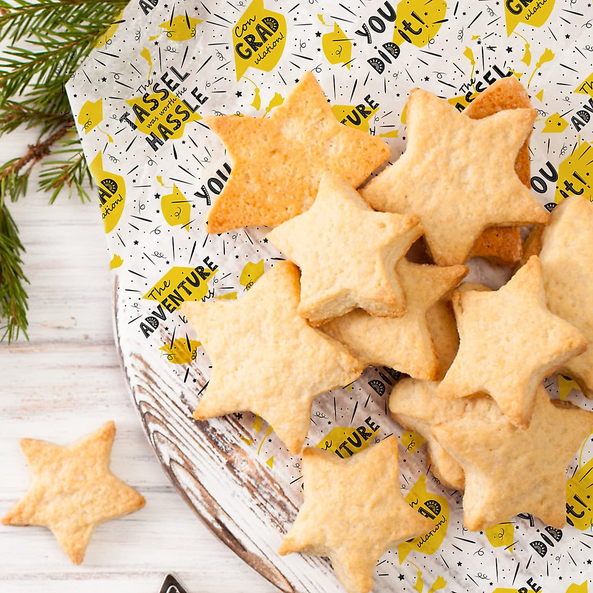 KKBES 100 PCS Graduation Wax Paper Sheets, Graduation Candy Wrappers, Graduation Party Supplies for Gift Wrapping Candy Fast Food Baking, 2 Sizes