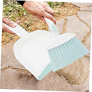 Amosfun Set Mini Broom Dustpan Small Broom and Dustpan Tabletop Broom Hand Broom Small Table Broom Mini Cleaning Broom Keyboard Broom Brush Brooms Cleaning Broom Plastic Green