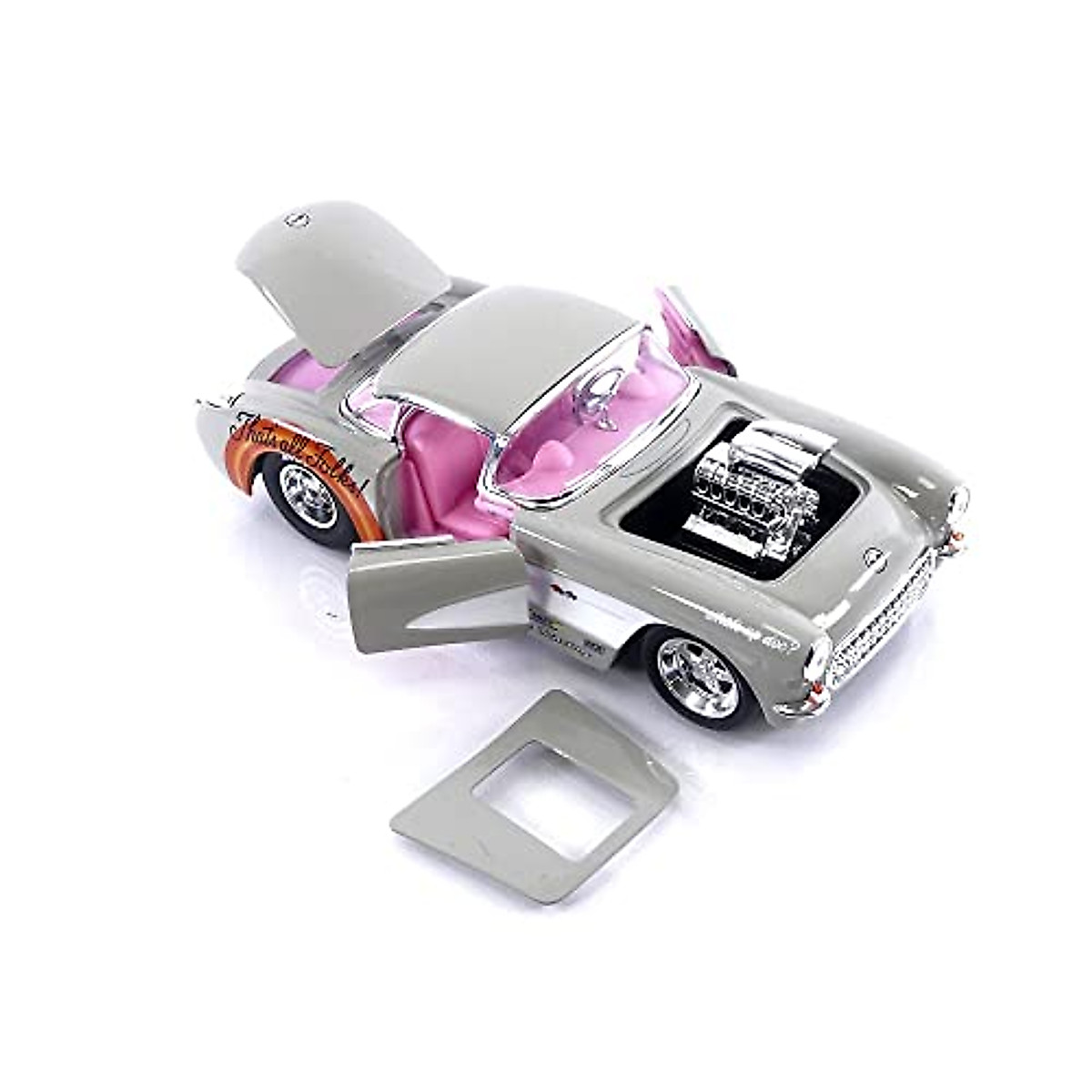Looney Tunes 1:24 1957 Chevrolet Corvette Die-cast Car & 2.75" Bugs Bunny Figure, Toys for Kids and Adults