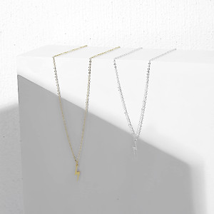 CAROVO Dainty Lightning Bolt Necklace for Women 18K Gold Plated Cute Simple Thunder Necklaces Tiny Gold Lightning Bolt Chain Jewelry Gifts for Women