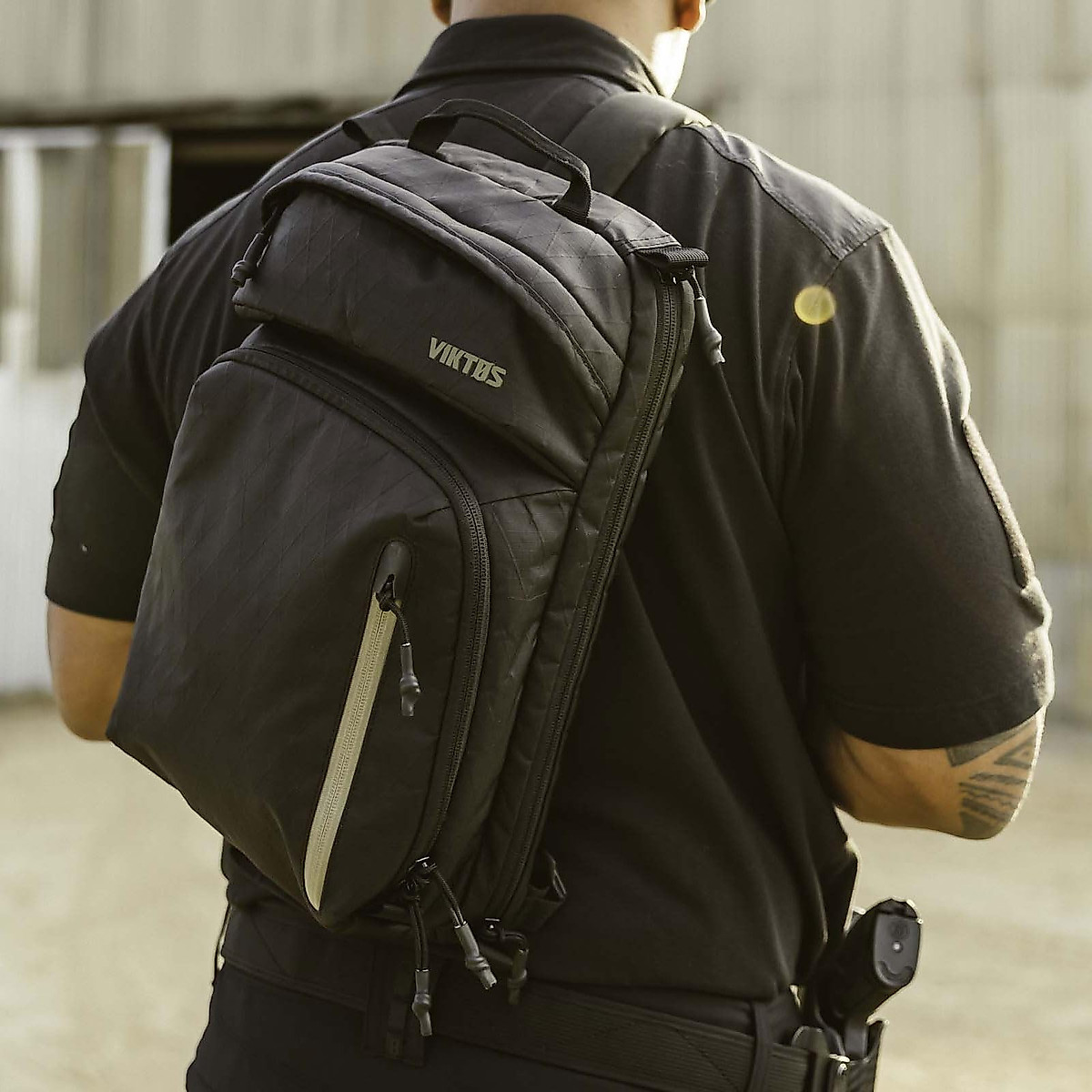 VIKTOS Upscale XL Slingbag, Nightfjall