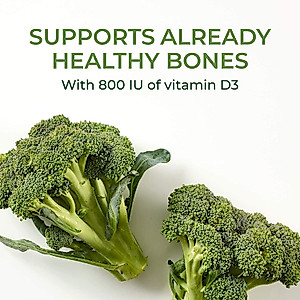 MegaFood Women's Advanced Multivitamin for Women - Doctor-Formulated With Iron, Choline, Vitamin D, Vitamin C & Zinc - Brain Health - Immune Support - Non-GMO - Vegetarian - 60 Tabs (30 Servings)