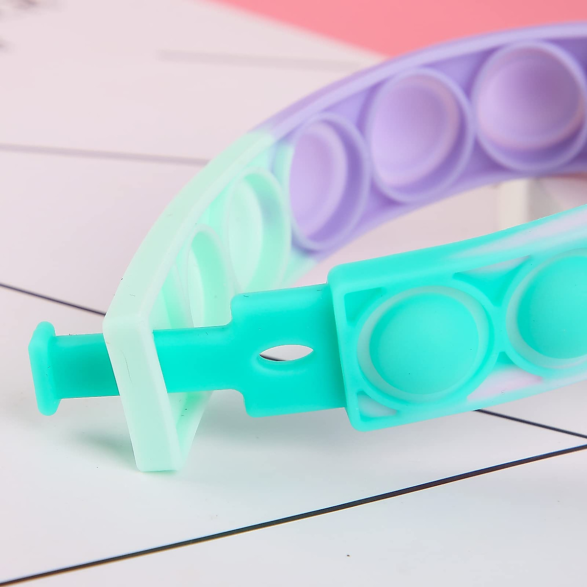 WQFXYZ 30 PCS 20PCS Push Pop Fidget Toy Fidget Bracelet, Durable and Adjustable, Multicolor Wristband Push Pop Stress Relief Sensory Fingertip Toys for Kids and Adults (20 PCS)