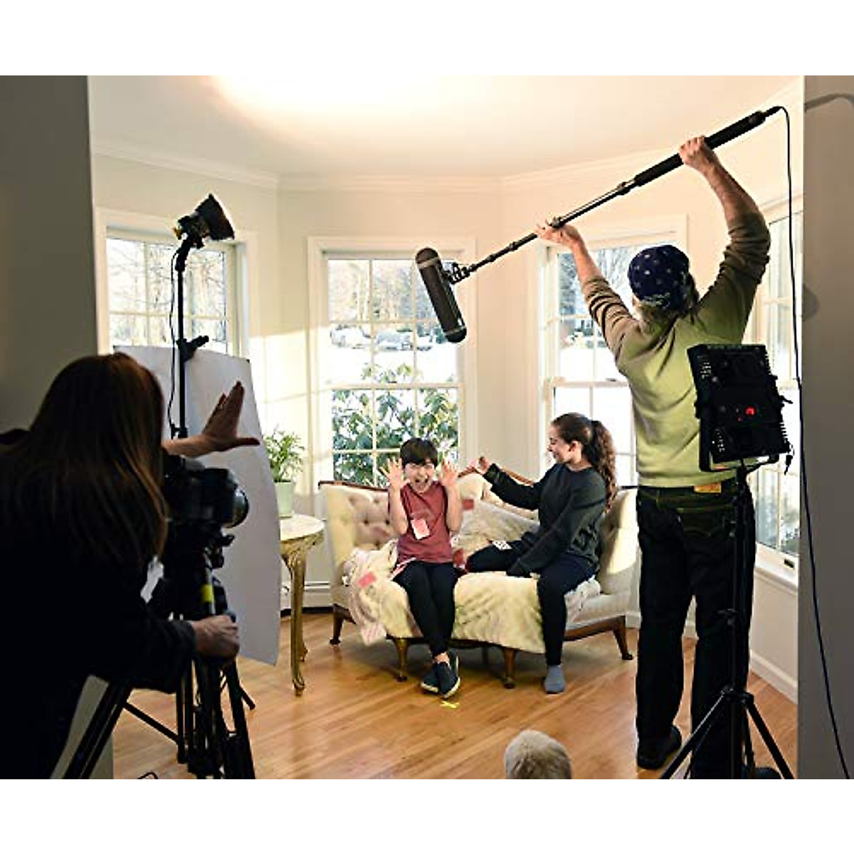 LyxPro Portable Mic Boom Pole Arm 5 Section Stretchable Padded Handheld Telescopic Aluminum Adjustable With Built In Internal XLR Cable Shotgun Zoom Microphones, Fish Pole extends 2.4’ - 9.25’ MPL-20