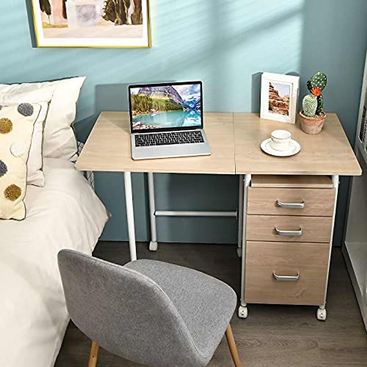 Tangkula Folding Computer Desk with 3 Storage Drawers, Mobile Home Office Desk Study Writing Desk with Smooth Wheels, Space Saving Compact Desk for Dorm Apartment, Rolling Folding Desk Table