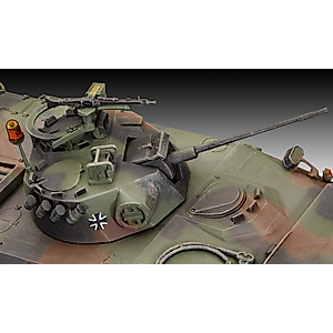 Revell RV03321 03321 SpPz2 Luchs Tank Plastic Model kit 1:32 Scale & 3D Puzzle Diorama, Unpainted