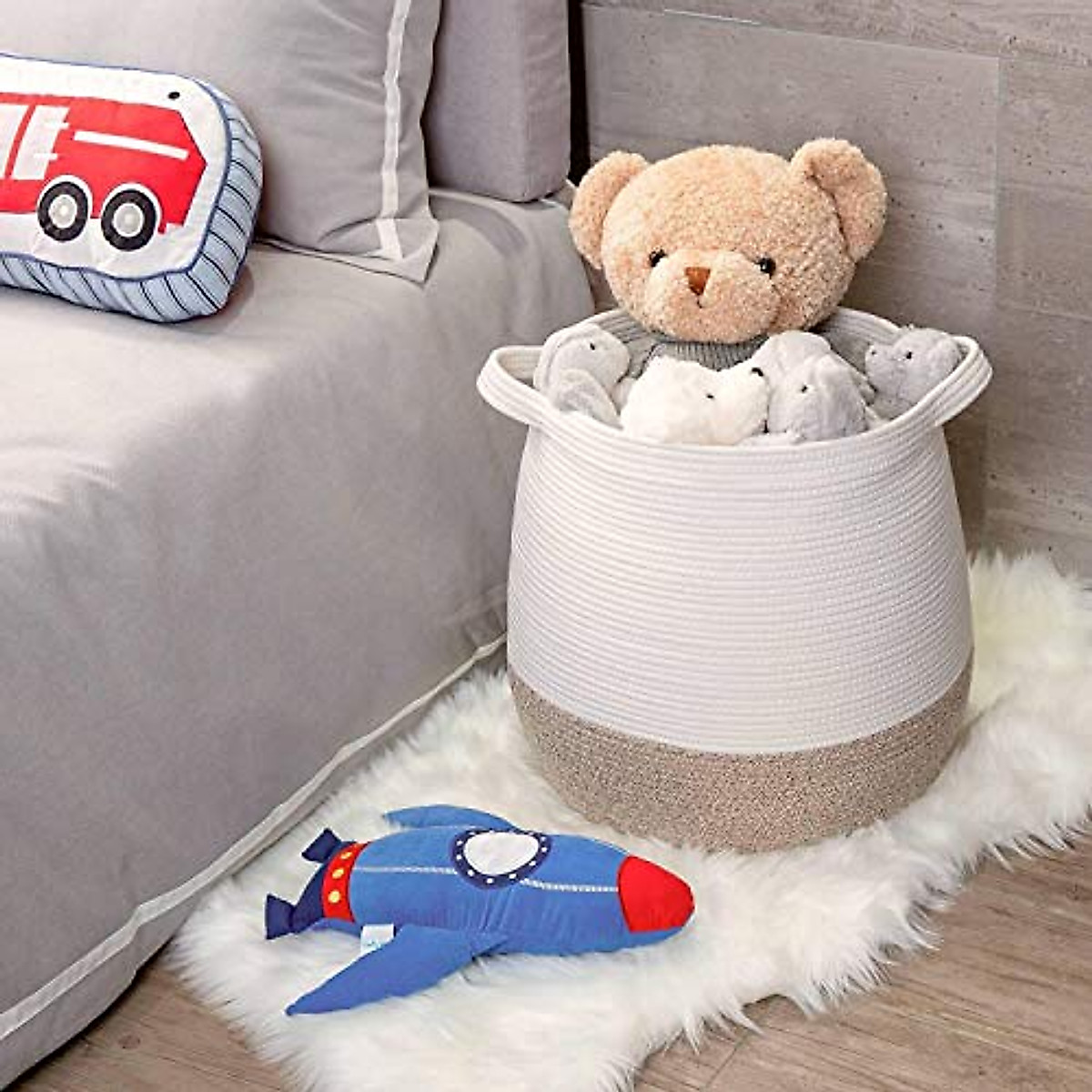 MINTWOOD Design Large 17 x 17 Inches Decorative Woven Cotton Rope Blanket Basket for Living Room, Laundry Basket Hamper, Storage Baskets with Handles for Toys, Throws, Pillows, Towels, Shoes, Brown