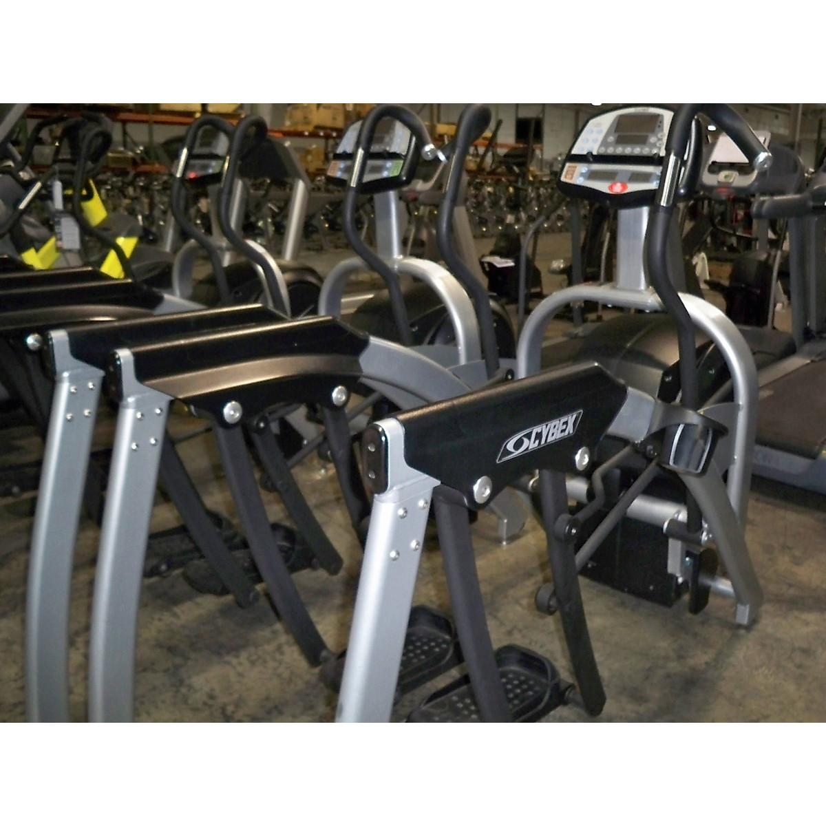 Cybex Arc Trainer 610A (Certified Refurbished)