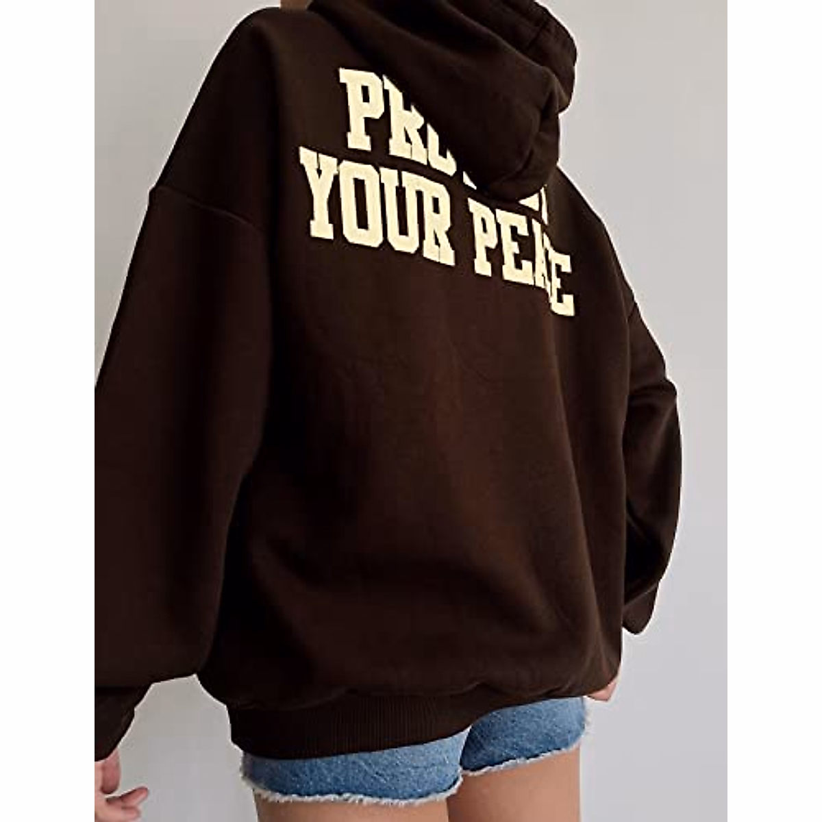 Wyeysyt Women's Letter Graphic Hoodies Casual Fashion Drawstring Sweatshirt Long Sleeve Y2k Print Pullover(Coffee-M)