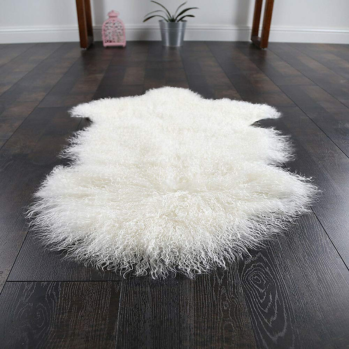 Genuine Tibetan Mongolian Sheepskin Fur Rug Hide Pelt Throw Rug Lamb Wool Carpet Fur Used for Area Rug or Across Armchair，Ivory White