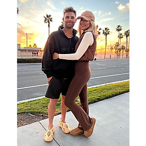 UANEO Womens Cropped Puffer Vest Zip Up Stand Collar Sleeveless Padded Cropped Vest (Brown-M)