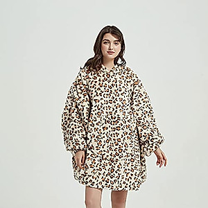 Viviland Oversized Hoodie Fuzzy Blanket Sweatshirt,Super Soft Warm Comfortable Giant Pullover with Large Front Pocket, Gifts for Women Men, Cheetah Print Beige