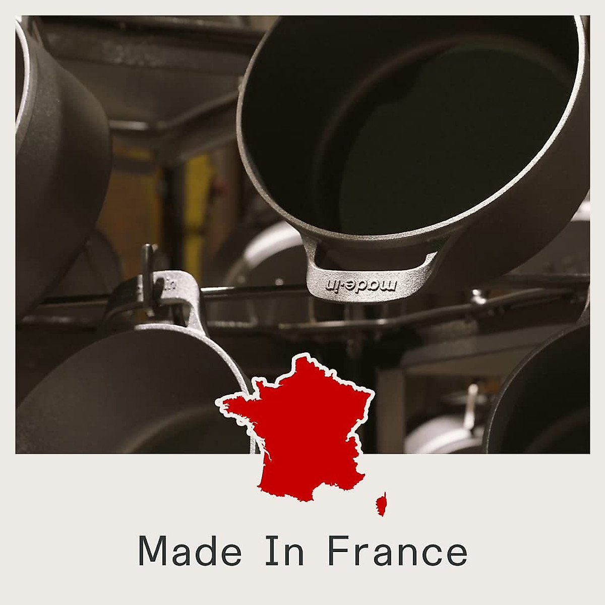 Made In Cookware - Dutch Oven 5.5 Quart - Red - Enameled Cast Iron - Exceptional Heat Retention & Durability - Professional Cookware - Crafted in France - Induction Compatible