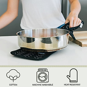 Sage+Stitch Oven Mitts and Pot Holders 4 Piece Set | Heat Resistant Gloves | Accessories for Kitchen and Baking | Black Mudcloth Design