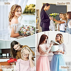 QLOVEA Gifts for Women Who Have Everything, Personalized Tote Bag Birthday Gifts for Women Her Mom Friends Female Friendship Sister Teacher Bridesmaid Boss Coworker Monogram Beach Bag Initial V