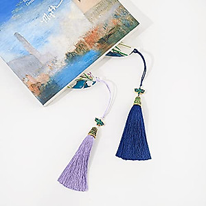 Annxing Leaf Carving Bookmarks for Women Craft Unique Gift with Tassels Ctue Lover Book Marks for Reader Men and Kids Creative Leaf Carving 2PCS, Green