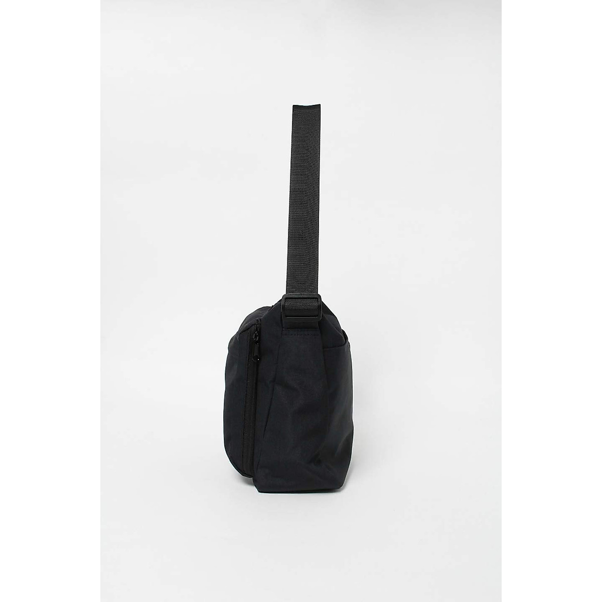 anello(アネロ) Vertical Shoulder Bag, Black (Black 19-3911tcx)