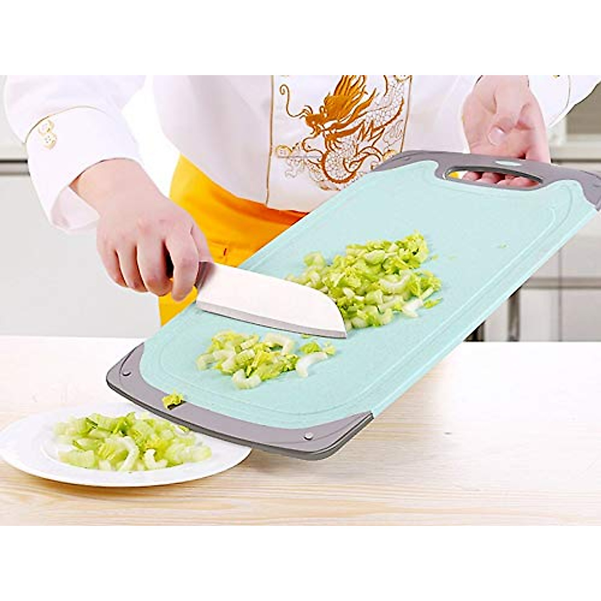 FLYINGSEA Cutting Boards For Kitchen, Anti-Skid Eco-Wheat Straw Vegetable Board Set (3 Pcs), Dishwasher Safe (Light green)