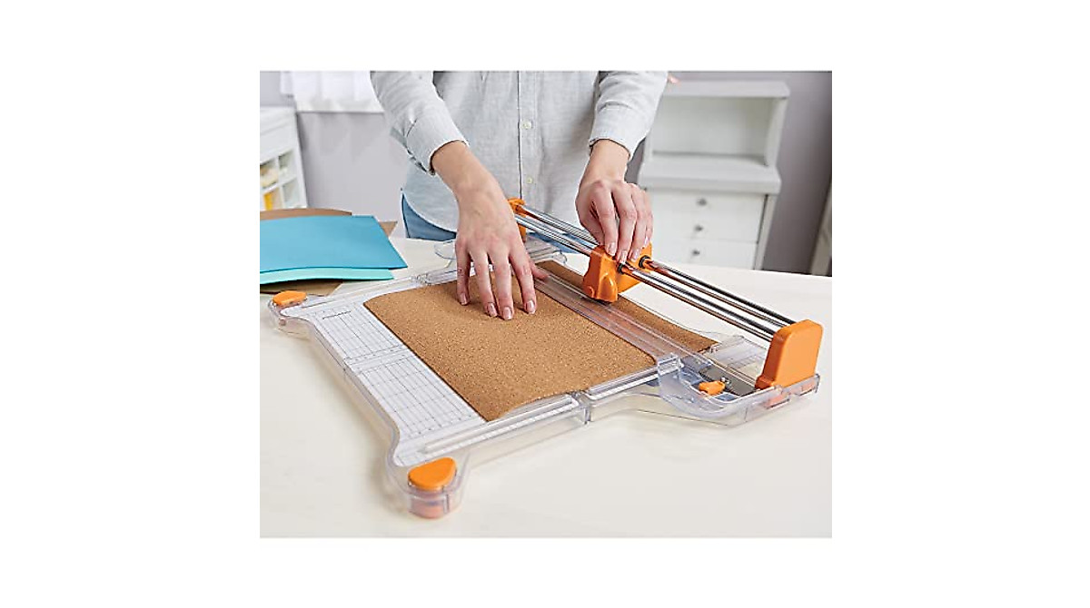 Fiskars Procision Rotary Bypass Trimmer - Precise Craft Cutting Tool