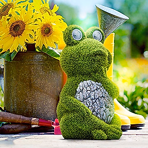 Garden Statue of Frog with Solar Light Eyes - Outdoor Spring Decoration - Garden Frog Figurine for Patio, Balcony, Yard, Lawn Ornament - Unique Housewarming Gift