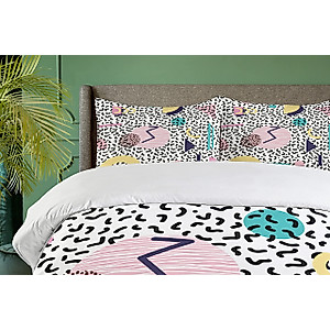 Ambesonne 90s Duvet Cover Set, Geometric Pattern in Retro Style Round Half Moon Triangle Shapes Art, Decorative 3 Piece Bedding Set with 2 Pillow Shams, Queen Size, Navy Yellow