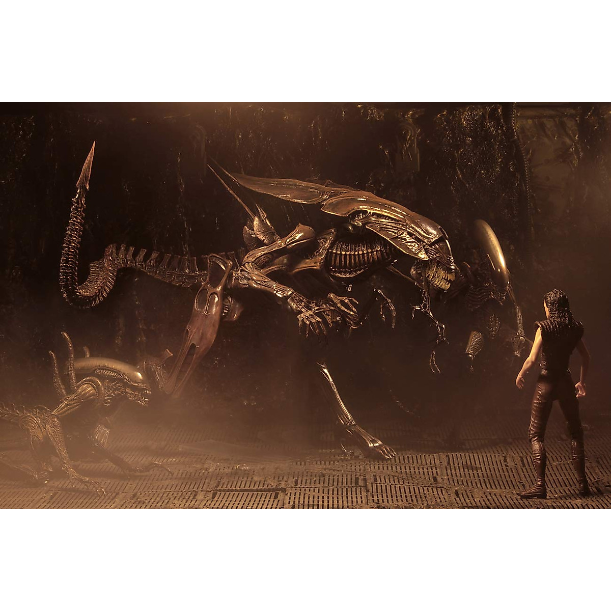 NECA Alien Resurrection: Xenomorph Queen Ultra Deluxe Action Figure