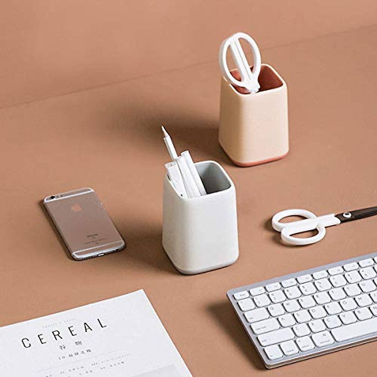 Cerpourt 2 Pack Desk Pen Holder,Two-Tone Cute Pen Cup Makeup Brush Holder,Durable Desktop Organizer Pencil Holder for Desk,Vanity Table,Office Supplies (Gray)