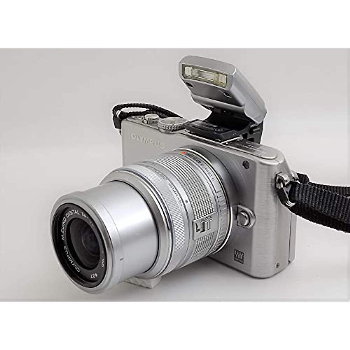 Olympus PEN E-PL3 14-42mm 12.3 MP Mirrorless Digital Camera with CMOS Sensor and 3x Optical Zoom (Silver) (Old Model)