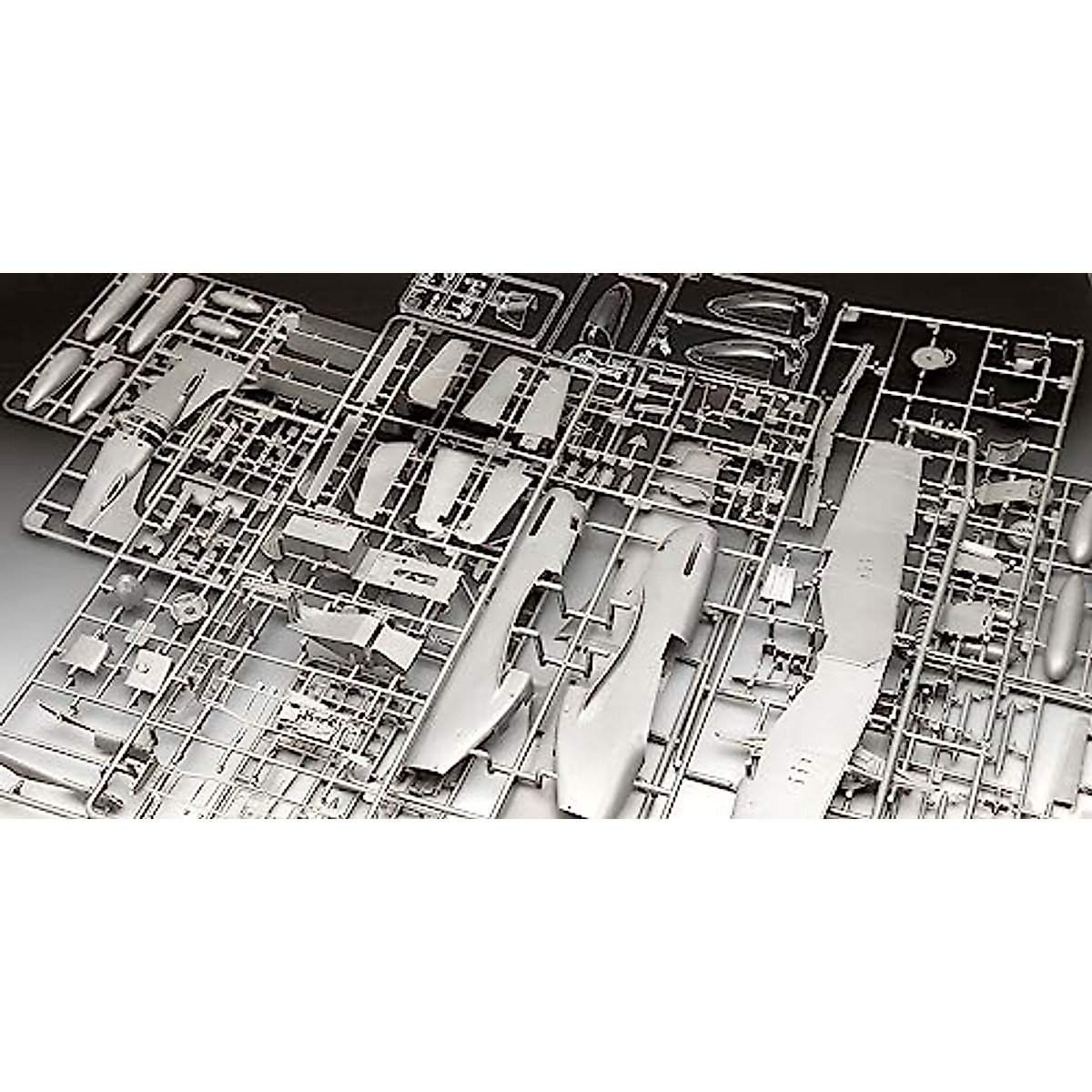 Revell 03838 P-51D-15-NA Mustang Late Version 1:32 Scale Unbuilt/Unpainted Plastic Model Kit