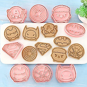 Crethinkaty Cartoon Cookie Cutter-8 Plastic Cookie Stamp- Cartoon Fun Cookie Mold, Children's Baking Set.