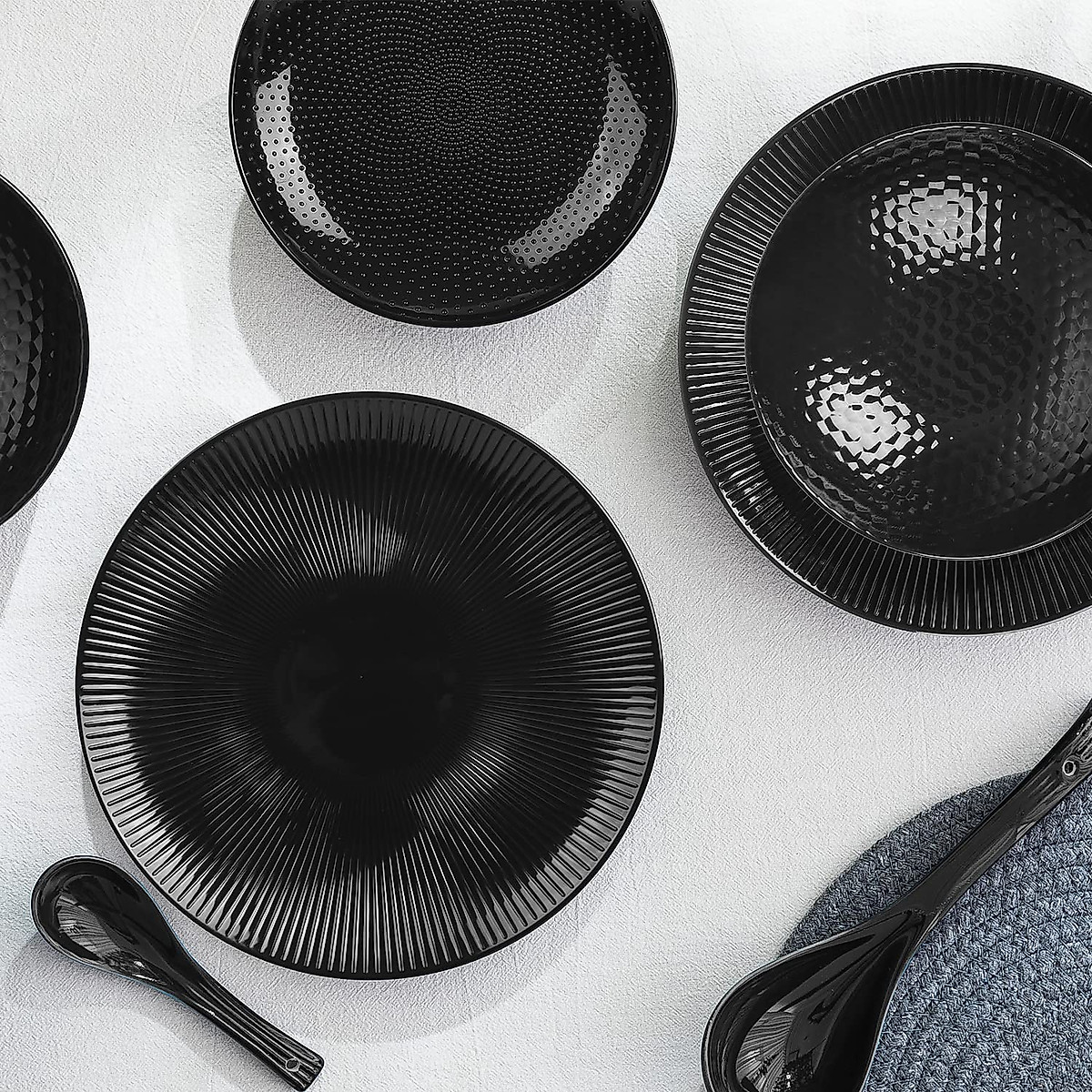 afcevnlb Black Dinnerware Sets 12 pcs Melamine Plates and Bowls Sets Round Dinner Set with Plates, Dishes, Bowls and Serving Platters, Kitchen Dinnerware Sets for 4