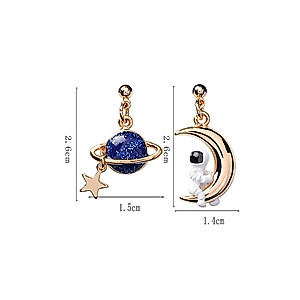 Creative Cartoon Astronaut Stud Earrings Asymmetric Spaceman Star Moon Drop Earrings Cute Blue White 3D Astronaut Planet Charm Jewelry for Women (Blue)
