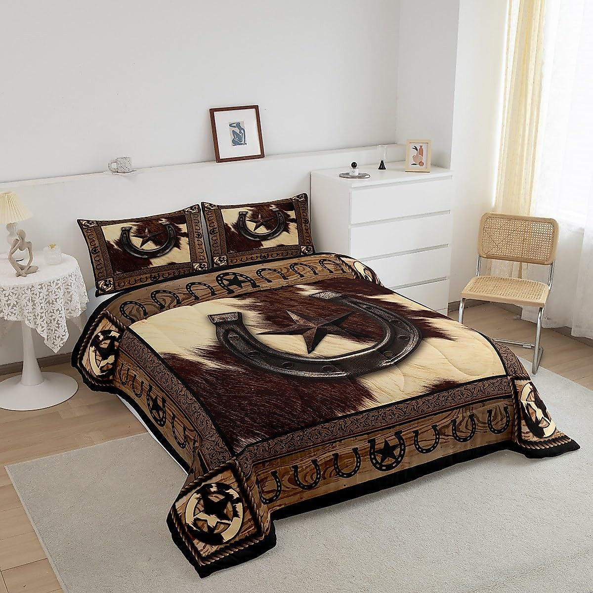 Western Cowboy Comforter Set Queen Size,Texas Star Horseshoes Rustic Bedding Set,Boys Girls Adults Room Decor,Farmhouse Cow Fur Wooden Plank Down Comforter,Brown Retro Duvet Insert,2 Pillowcases