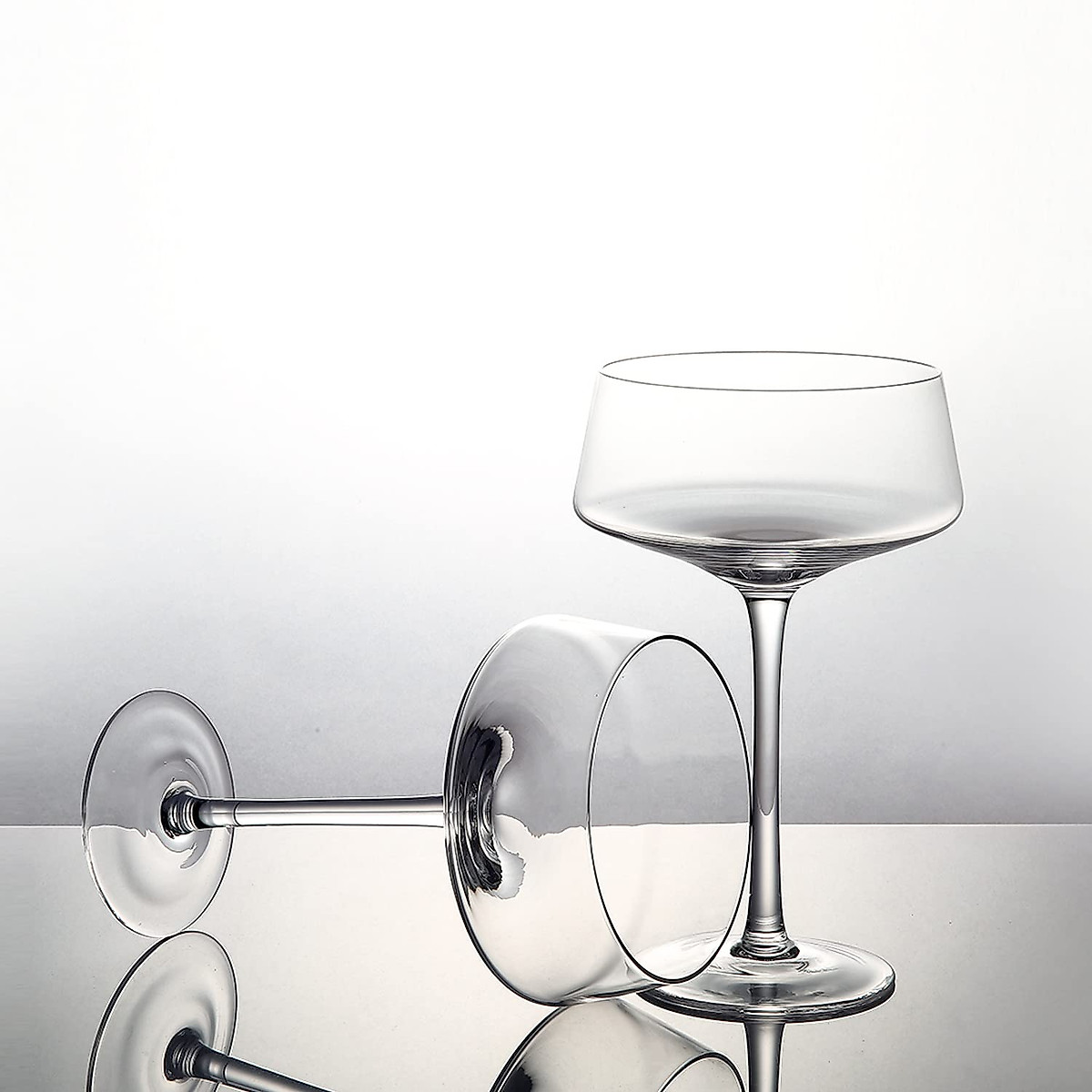 JYB&XY Martini Glasses Set of 4 | 9 oz Coupe Glass Classic Cocktail Glassware Hand Blown Premium Crystal Glass for Champagne, Cocktail，wine，martini Flutes