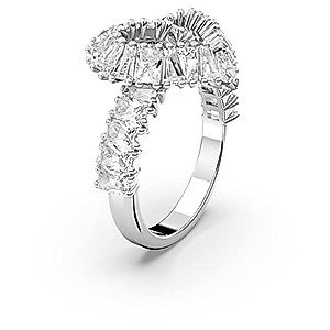 SWAROVSKI Matrix Cocktail Ring, Woven Heart-Shaped Ring with Clear Crystals on a Rhodium finished Setting, Size 5, Part of the Matrix Collection