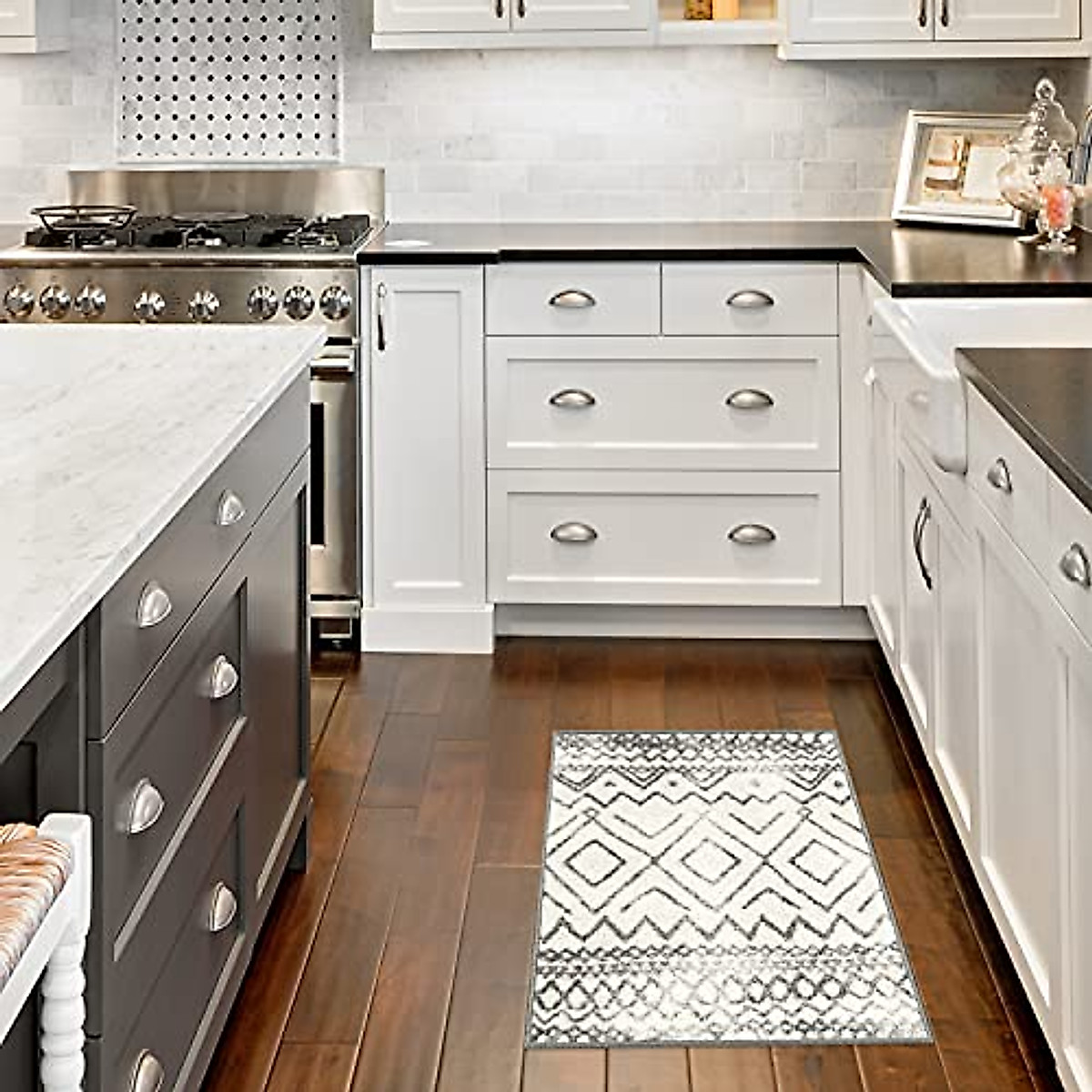 Maples Rugs Abstract Diamond Modern Distressed Kitchen Rugs Non Skid Accent Area Floor Mat [Made in USA], 1'8 x 2'10, Neutral