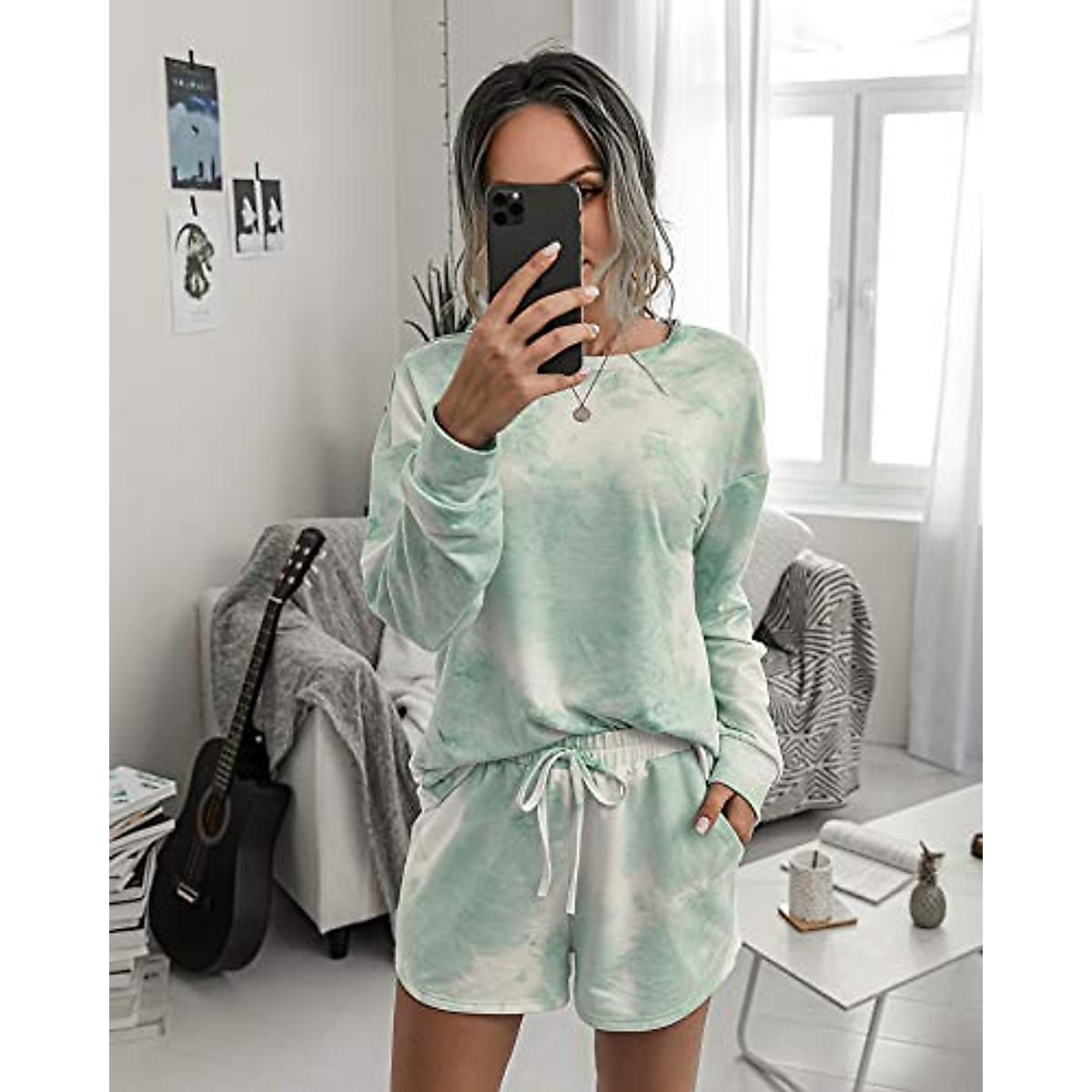 PRETTYGARDEN Women’s Tie Dye Printed Pajamas Set Long Sleeve Tops with Shorts Lounge Set Casual Two-Piece Sleepwear Green