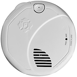 First Alert Battery Powered Wireless Interconnected Photoelectric Smoke and Carbon Monoxide Combo Alarm with Voice and Location, SCO500B- (Pack of 3)