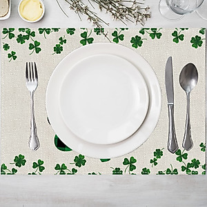 Ciwolce Green White Shamrock St Patricks Day Placemat Set of 4, Saint Patty's Day Kitchen Dining Table Mat Home Indoor Decoration