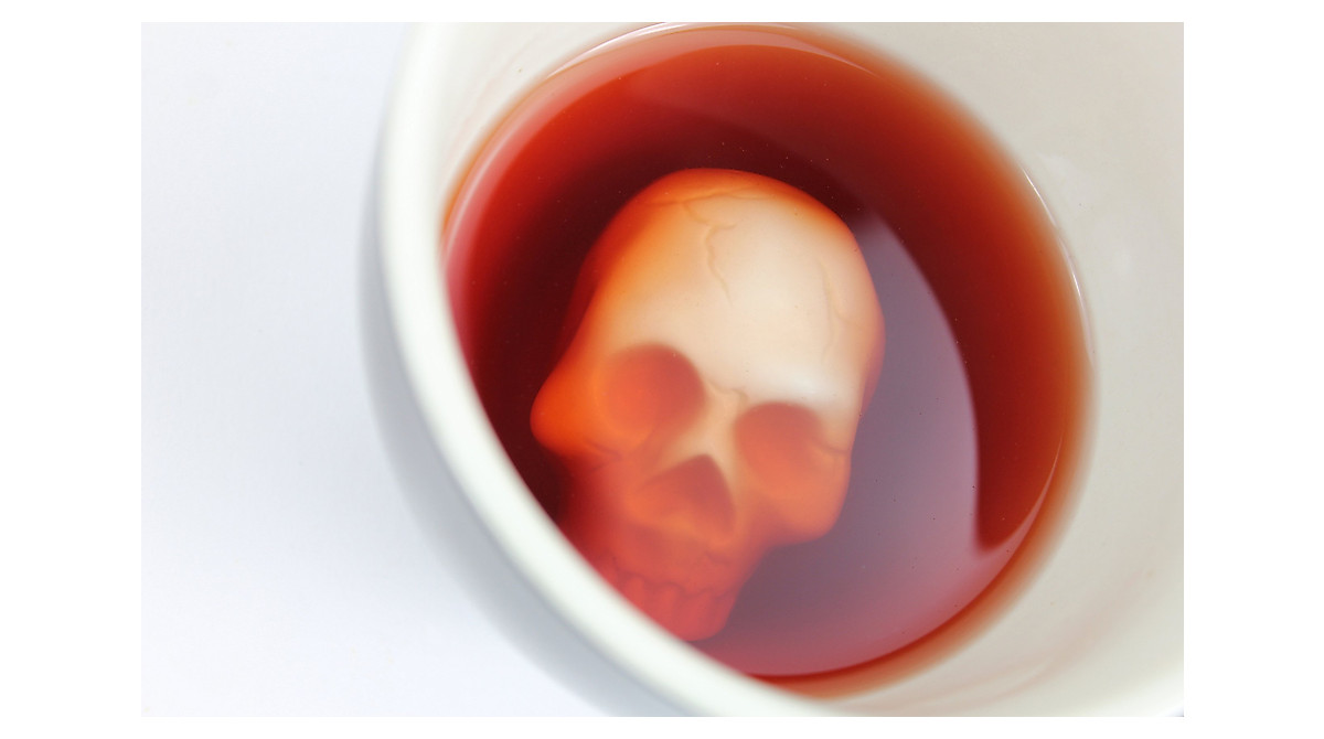 Creature Cups SKULL Mug - Spooky 3D Surprise