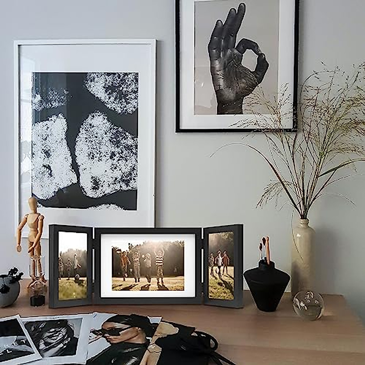 DECOCIAGA Hinged 3 Picture Frame 4x6 & 5x7 Folding Collage Photo Frames Multiple Wooden Desk Picture Frames with Mat for Office Tabletop or Wall Decor, Black