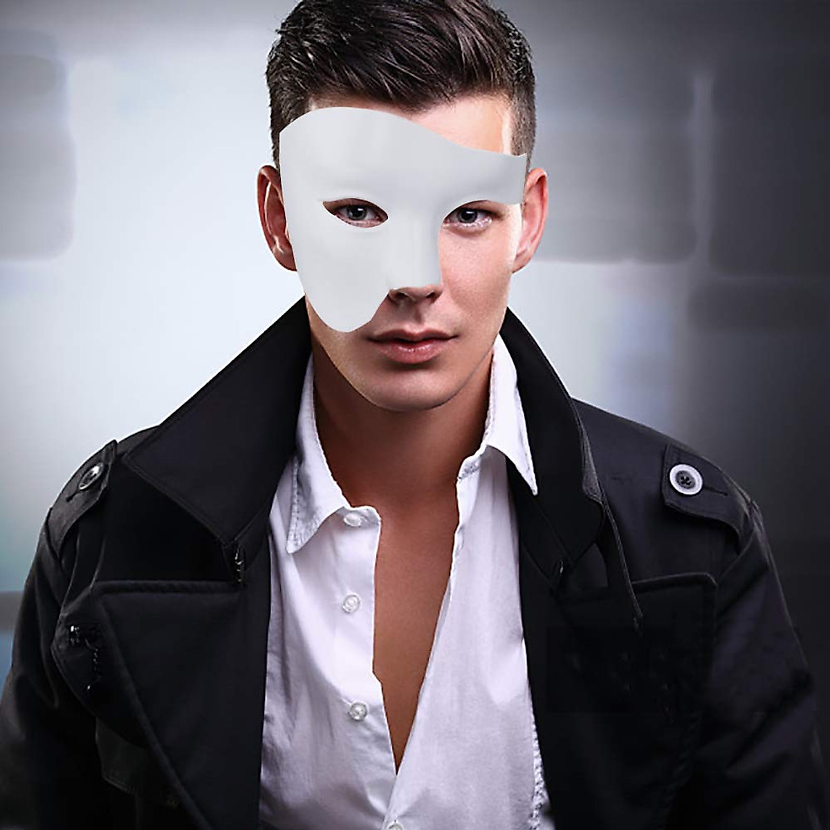 Half Face Men's Phantom Of The Opera Vintage Design Venetian Carnival Masquerade Mask (White)