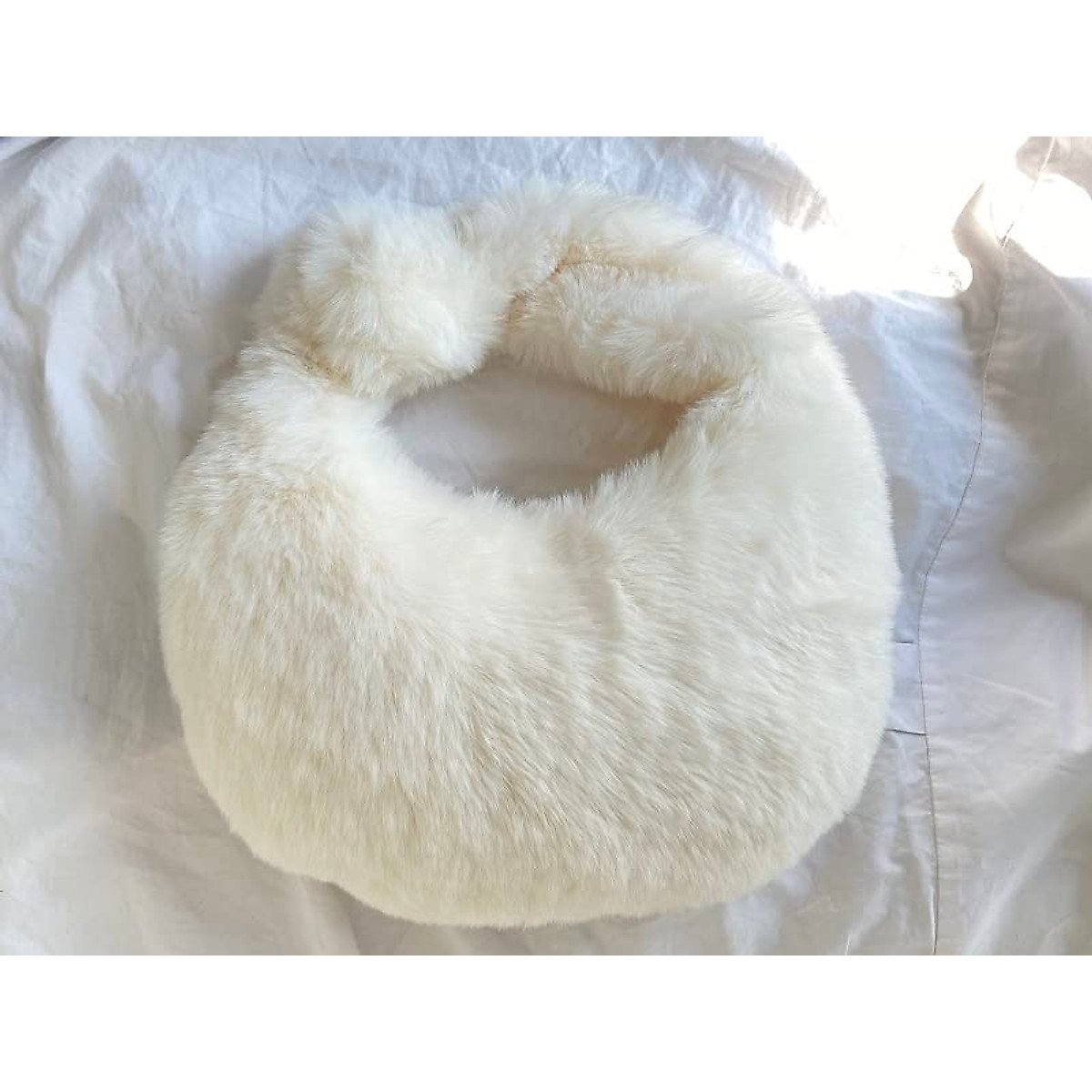 XPONNI Fuzzy Dumpling Bag, Cute Fluffy Bags, Cute Mini Handbags, Faux Fur Bag with Zipper, Soft Knotted Bag (off white)