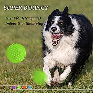 Ousiya 4.5”Dog Balls Squeaky Dogs Toys for Medium Large Dog Toys for Aggressive Chewers Spiky Ball Big Outdoor Chew Dogs Toys