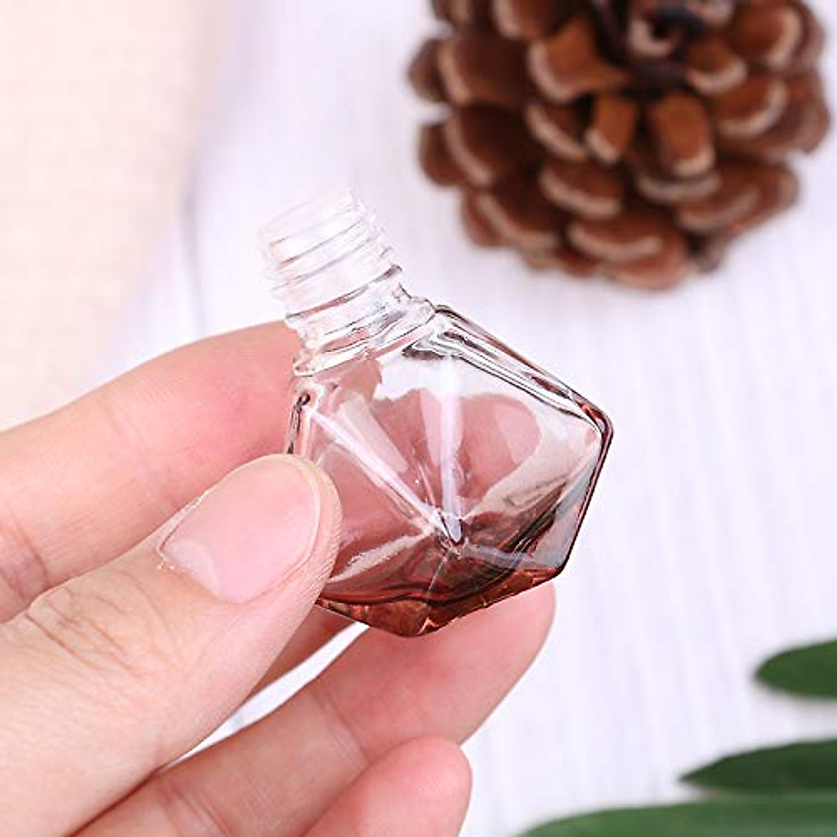 4 Pack,6ml(1/5 Fl Oz) Refillable Car Essential Oil Diffuser,Empty Car Air Freshener Pendant Perfume Aromatherapy Vials-Clear Glass Bottle With Wooden Caps & Hanging String-FREE 1 Funnel&Dropper