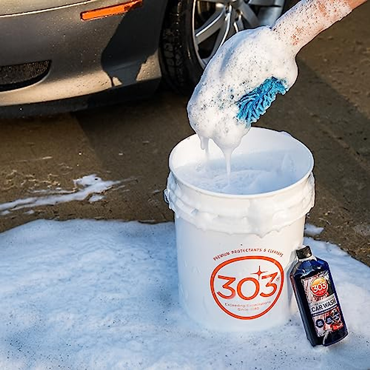 303 Products Car Wash with Wash Mitt Bubble Gum Scent, 18 fl. oz. (30577) , Blue
