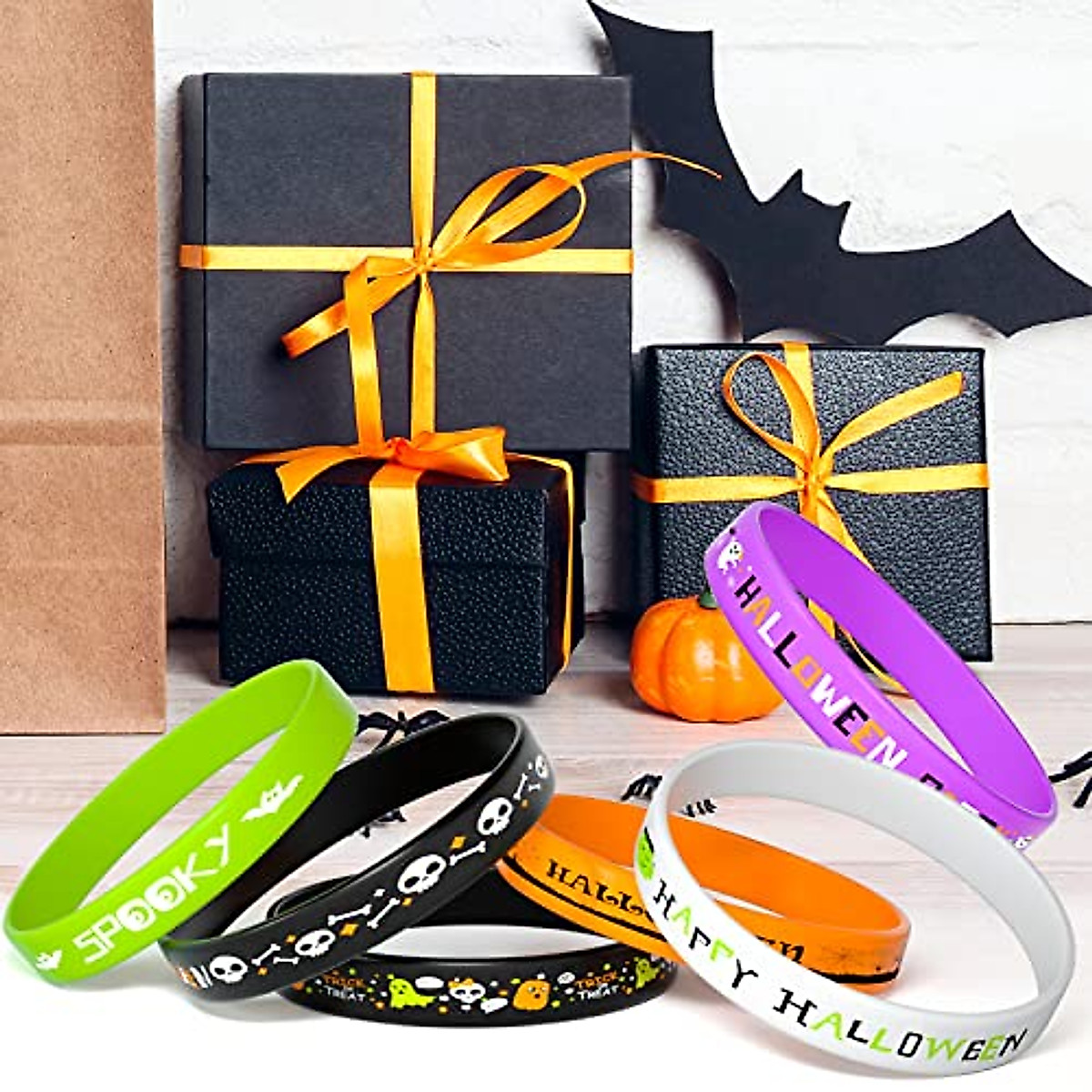 FEPITO 36Pcs Halloween Silicone Wristbands Halloween Party Goodie Bag Filler Trick or Treat Gifts, 6 Styles
