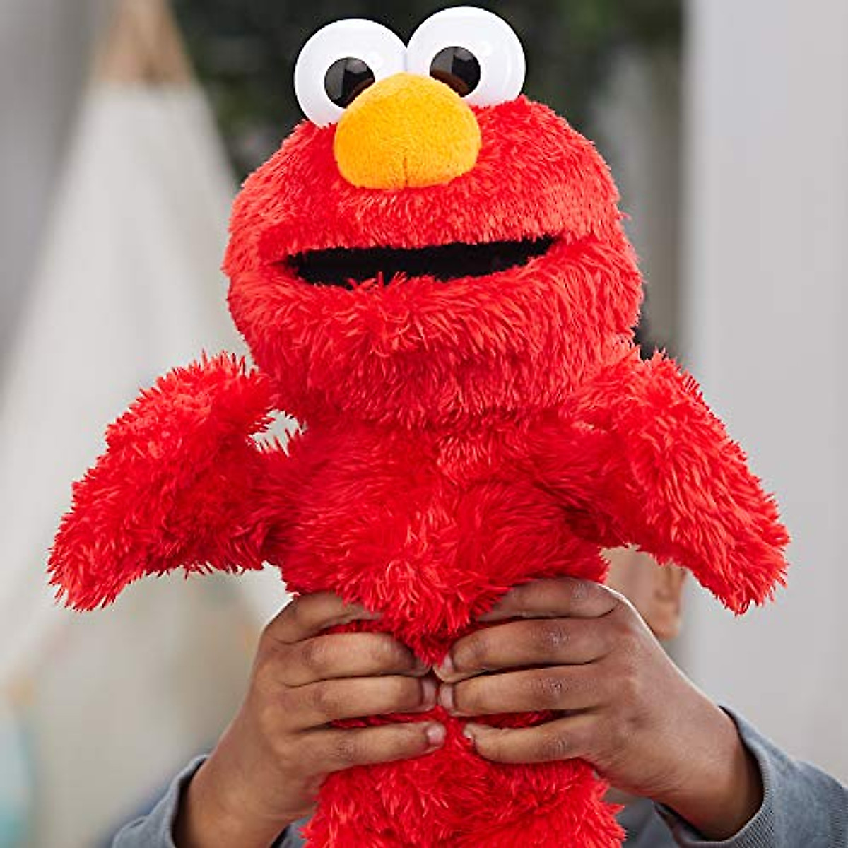 Sesame Street Love to Hug Elmo Talking, Singing, Hugging 14" Plush Toy for Toddlers, Kids 18 Months & Up